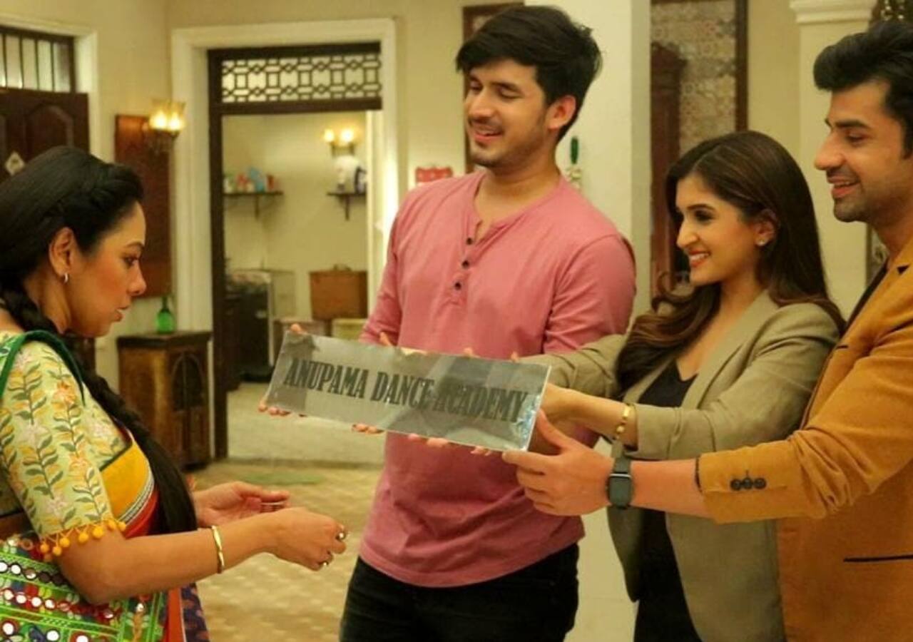 Anupamaa Upcoming Shocking Twists: Kanta Ben gets Anu to begin her new ... Anupamaa Upcoming Shocking Twists: Kanta Ben gets Anu to begin her new ...