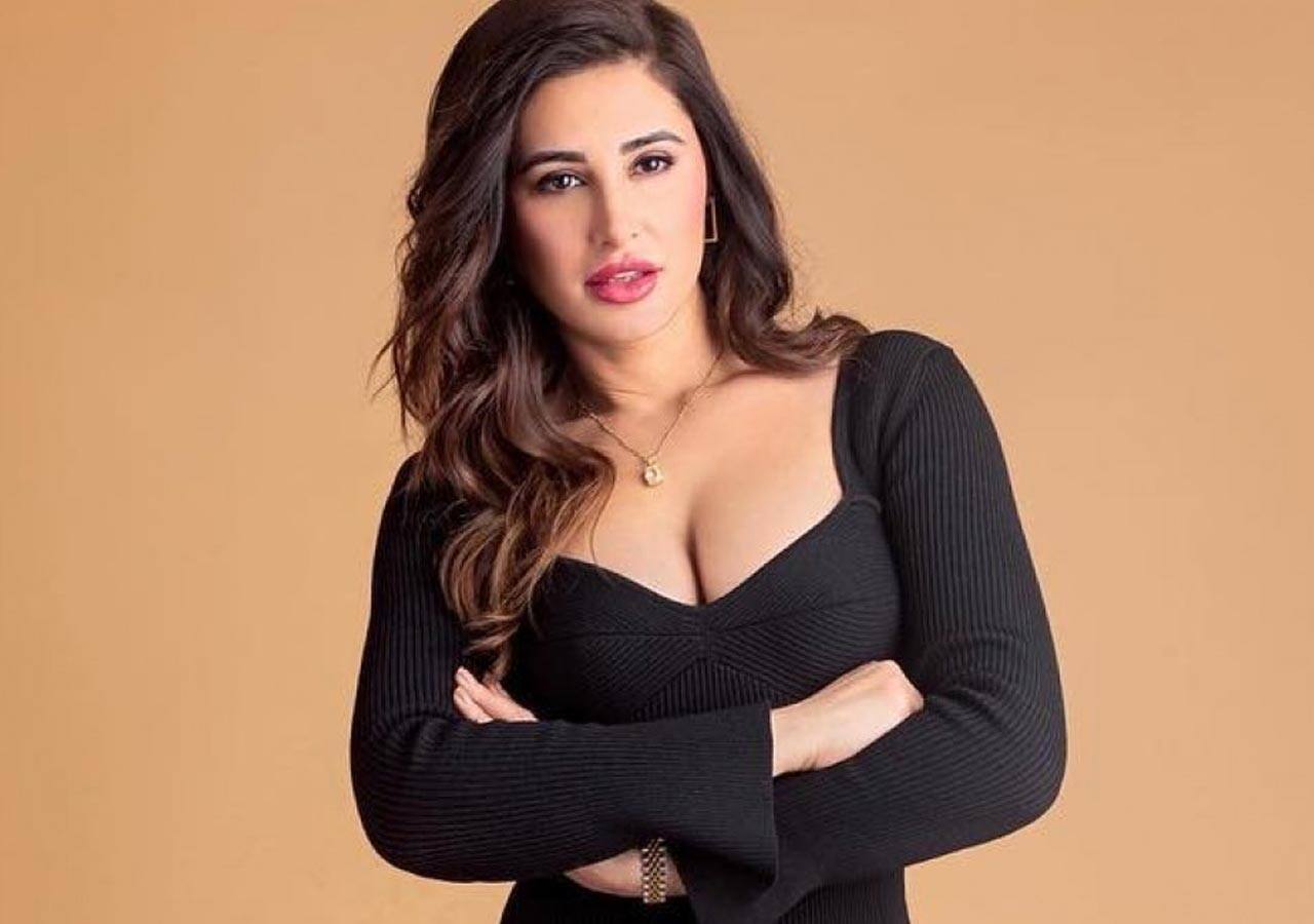 amitabh bachchan to prakash raj and nargis fakhri These celebs got angry after losing the blue ...