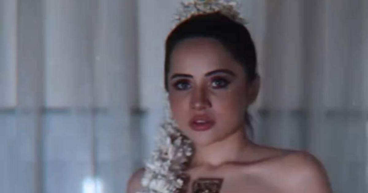 Urfi Javed is a temptress as she wears nothing but covers herself only ...