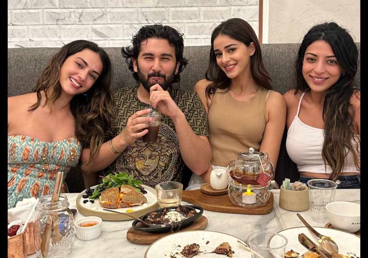 After Khushi Kapoor, now Orhan Awatramani seen in Dubai with Ananya ...