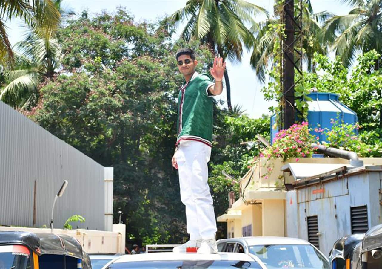 Spiderman Across The Spider Verse Shubman Gill Makes A Dapper Entry At