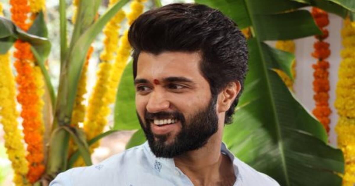 Top 10 smiling pictures of Vijay Deverakonda that prove he's fit to be ...