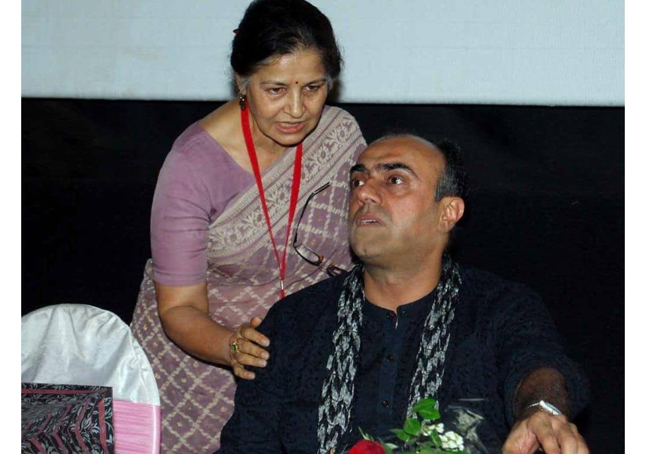 Dalljiet Kaur To Gum Hai Kisi Ke Pyar Mein Sachin Shroff These TV Stars ...