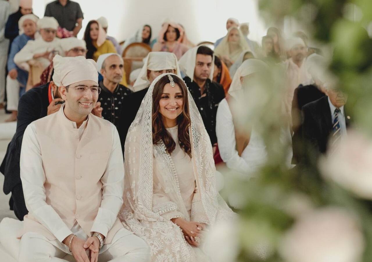 Parineeti Chopra-Raghav Chadha engagement photos went viral, couple looked very happy - परिणीति ...
