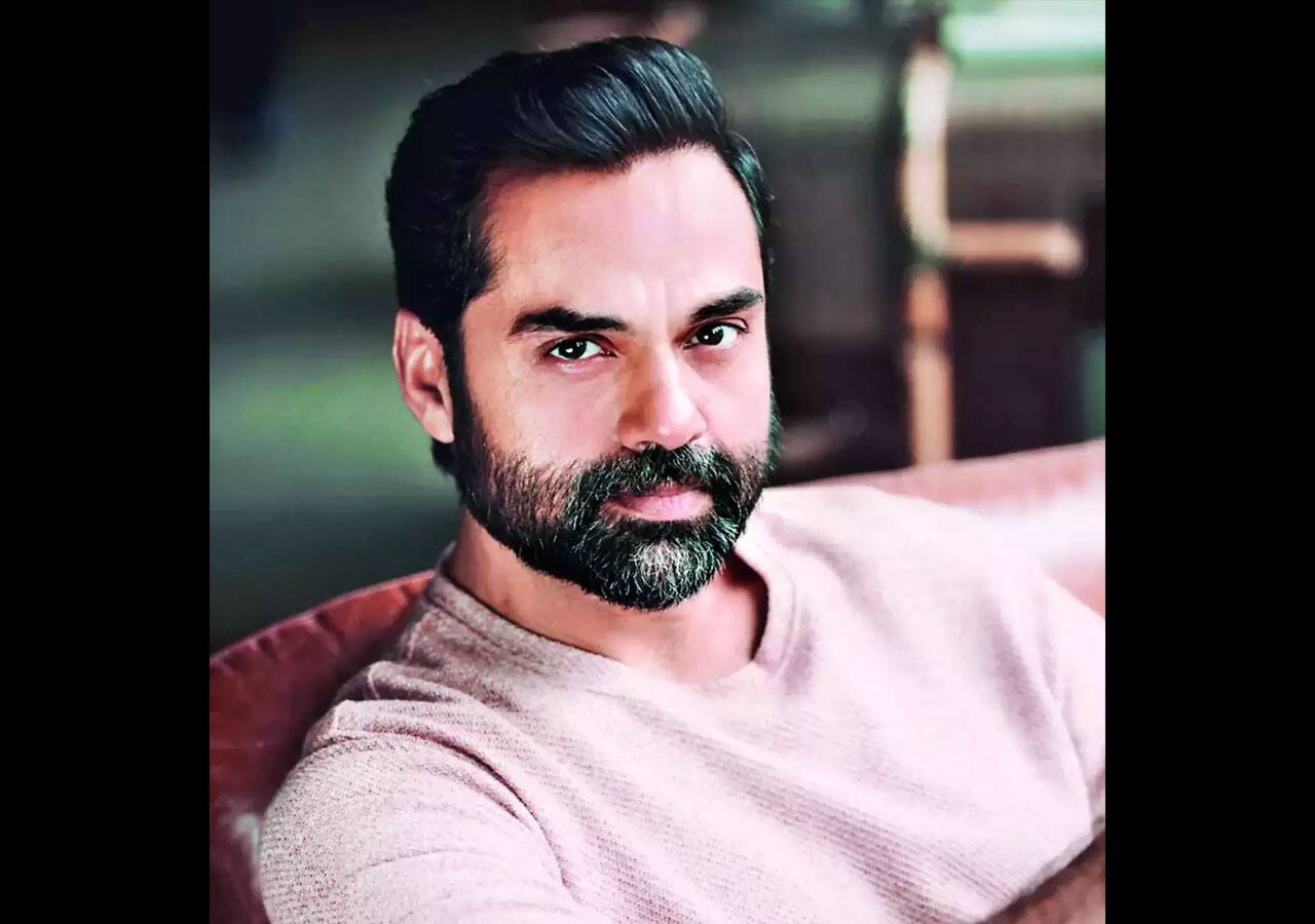 Adipurush actress Kriti Sanon to produce an OTT movie; Bollywood actors ...