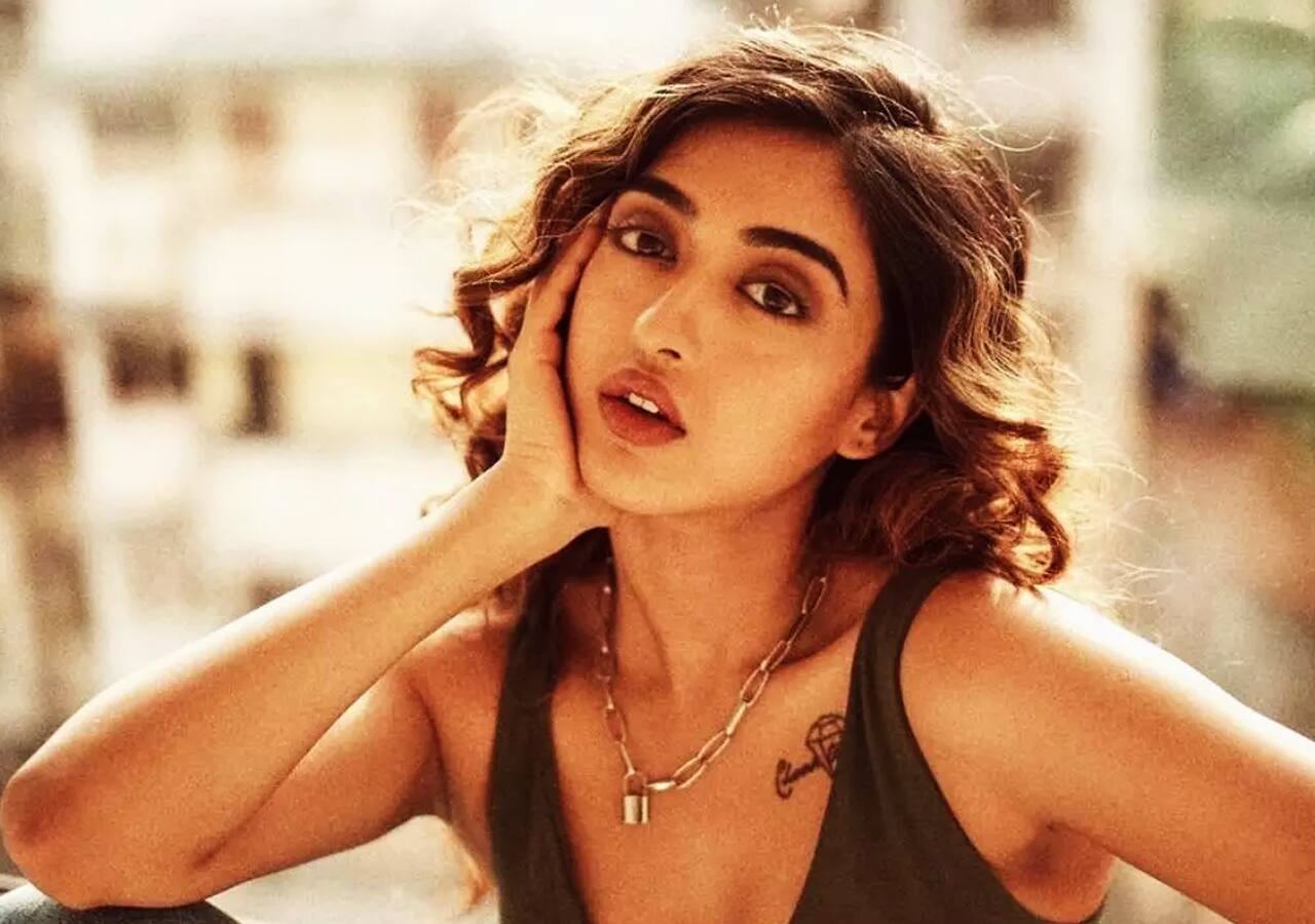 Jawan: Shah Rukh Khan film's teaser release, high-octane train sequence ...