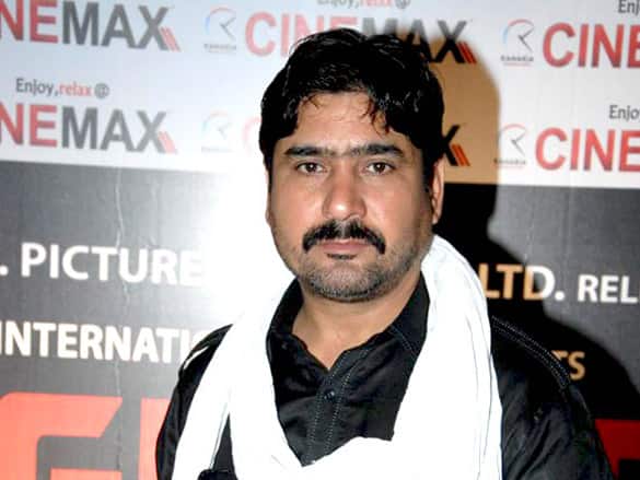 Yashpal Sharma - Latest News, Photos, Videos, Awards, Filmography ...