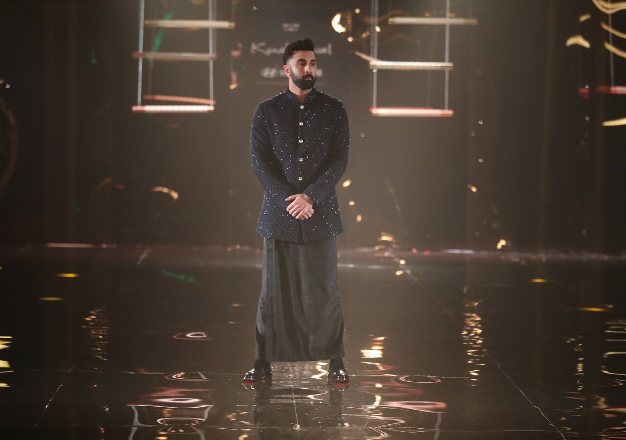 Ranbir Kapoor turns showstopper for Kunal Rawal; wife Alia Bhatt, fans ...