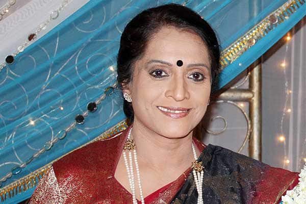 Smita Oak - Latest News, Photos, Videos, Awards, Filmography, Smita Oak ...