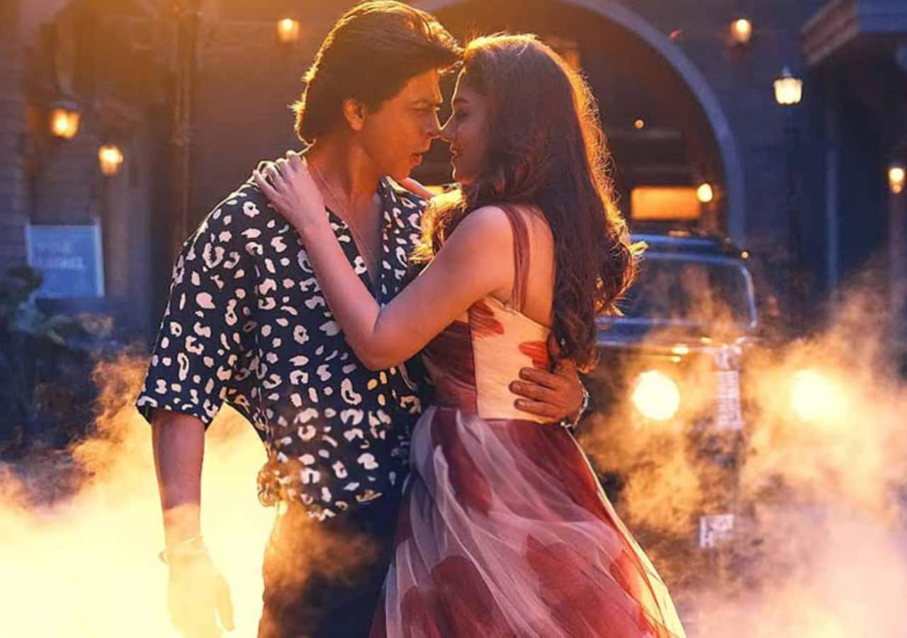 Jawan: Shah Rukh Khan, Nayanthara fans are ensuring the new movie ...