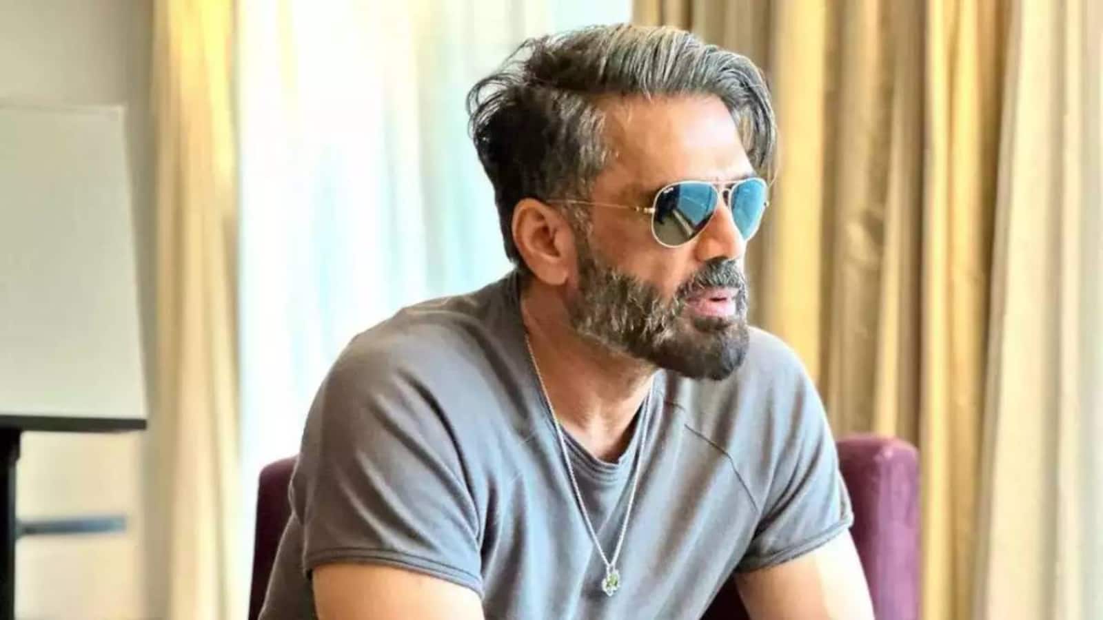 Suniel Shetty makes emotional revelation on how his family sat through his 'headache' inducing ...