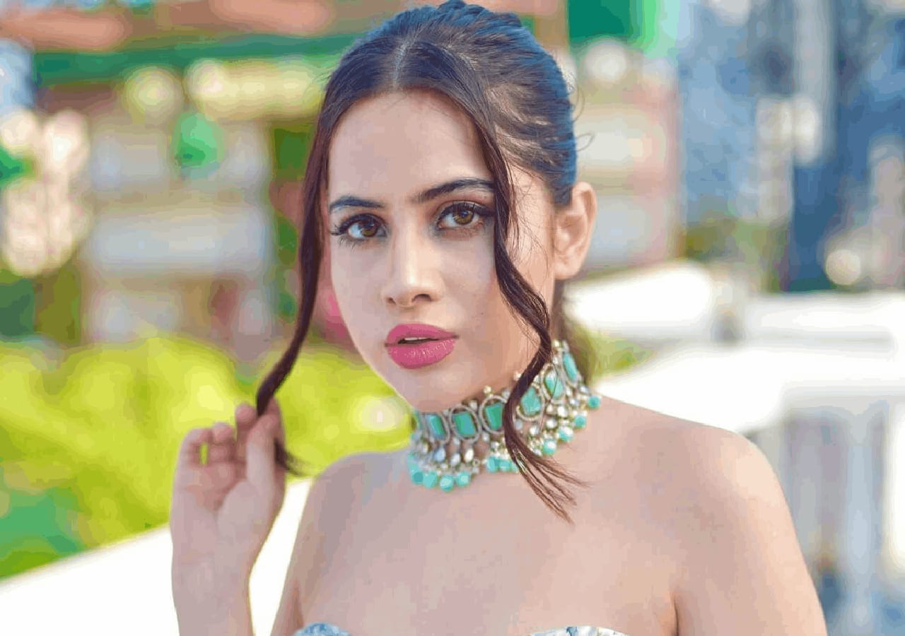 Bigg Boss Ott 2 Urfi Javed Picks Her Top Three Contestants Calls Jiya