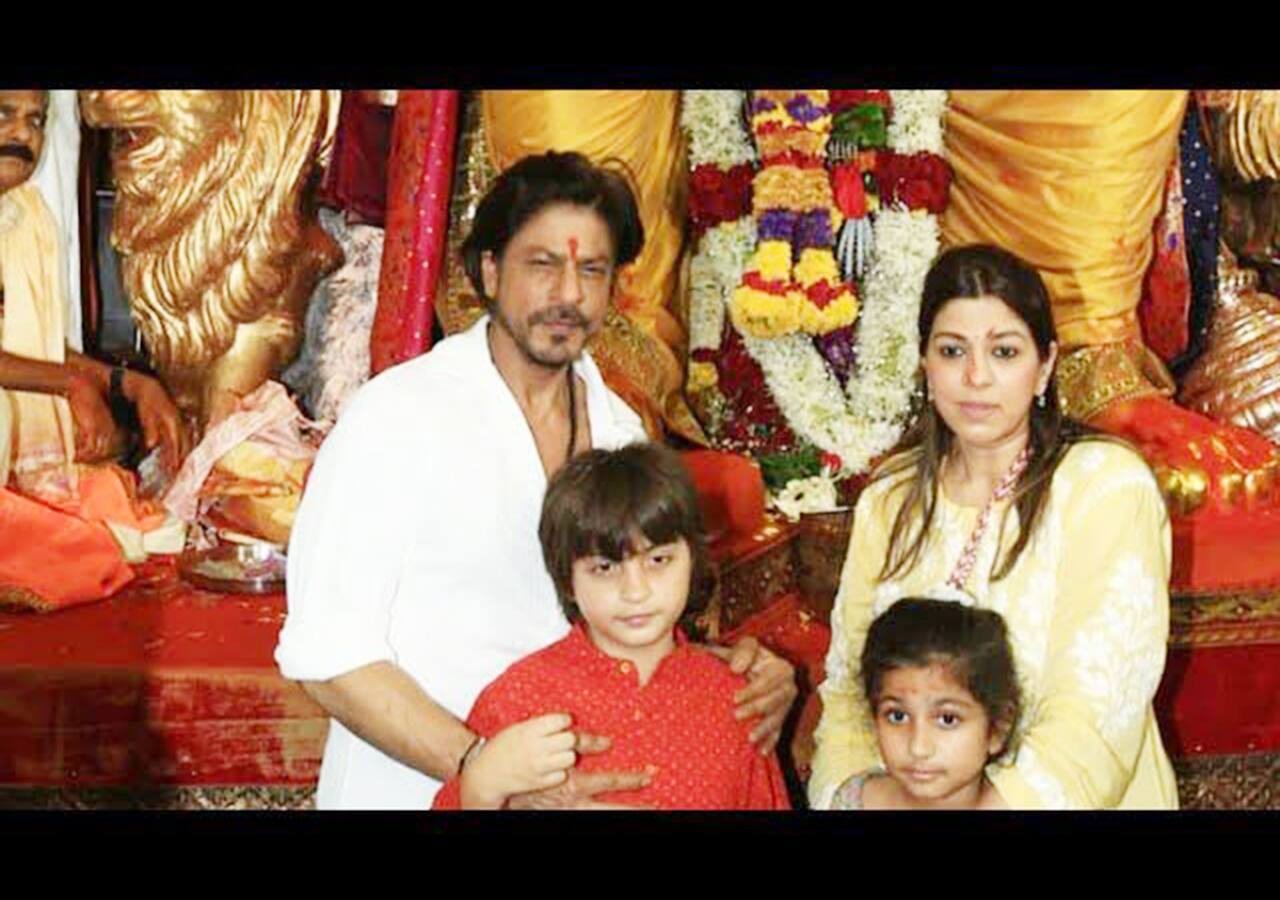 Ganesh Chaturthi 2023: Shah Rukh Khan, Elvish Yadav, Esha Gupta and more celebs seek blessings ...