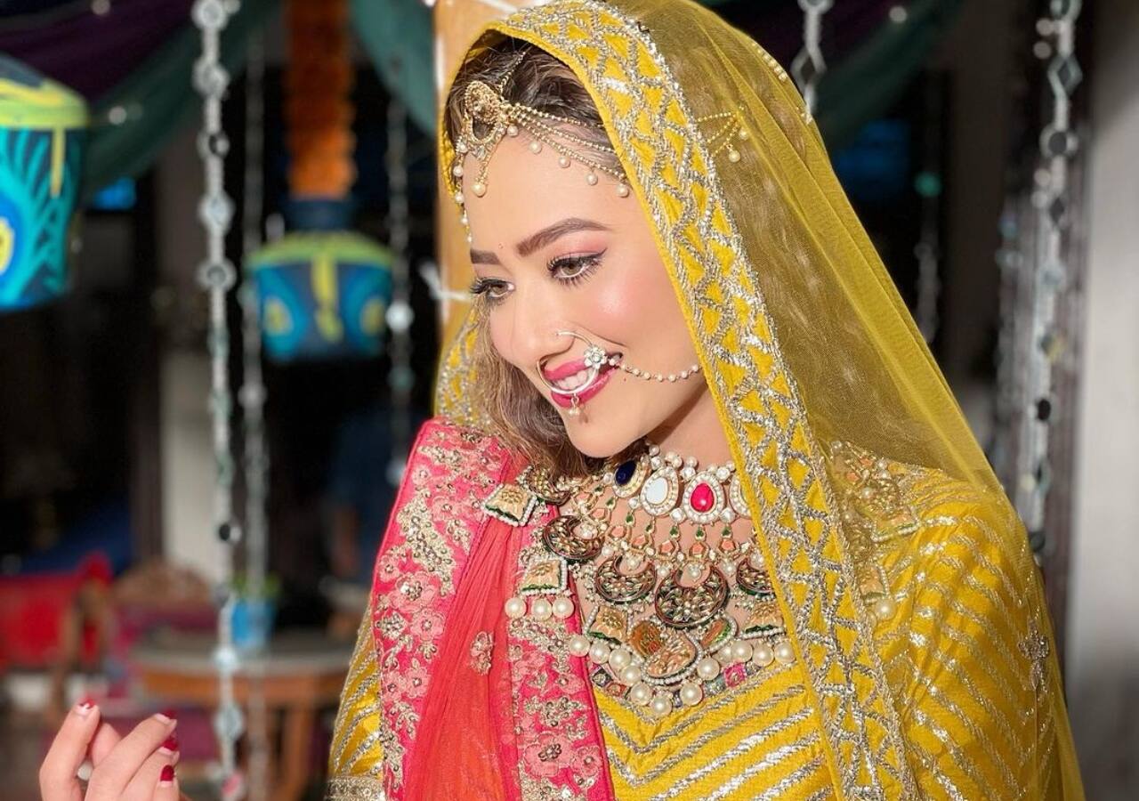 Anupamaa के सेट पर राधा बनकर इतराईं Madalsa Sharma, जन्माष्टमी पर ...