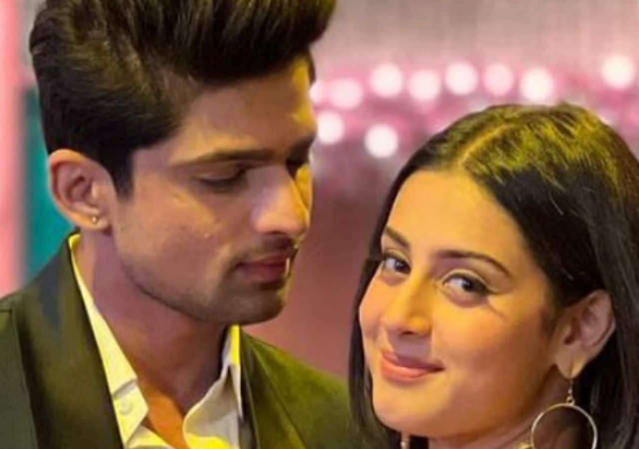 Bigg Boss 17 Abhishek Kumar Gets Possessive Seeing Isha Malviya With