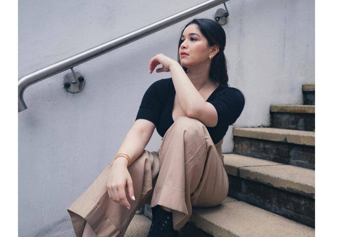Sachin Tendulkar's daughter Sara Tendulkar oozes oomph in latest look