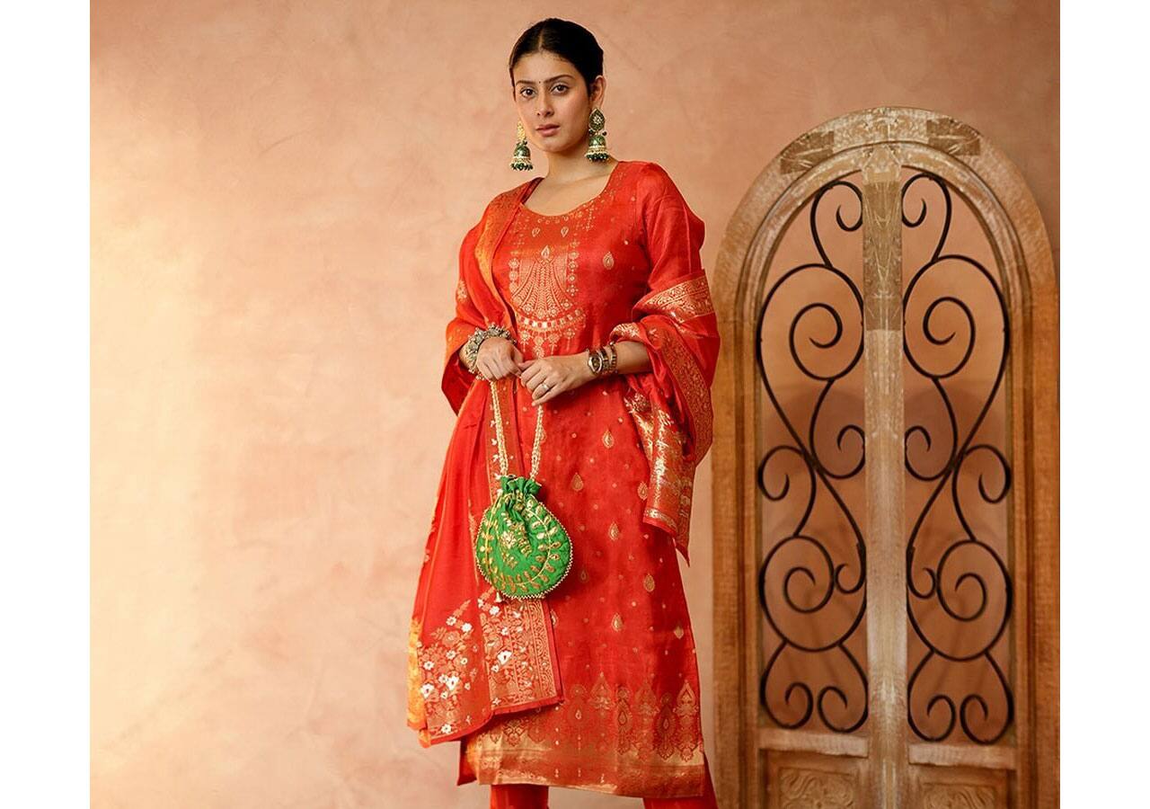 Bigg Boss 17: Ankita Lokhande, Vicky Jain, Aishwarya Sharma and more ...