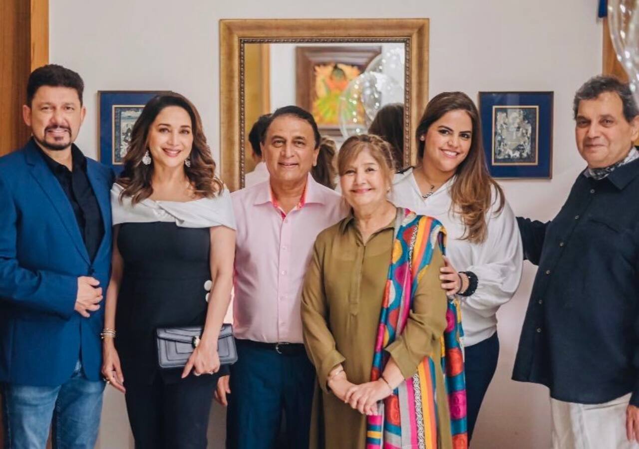 Khalnayak cast reunites for Subhash Ghai-Mukta’s anniversary, See ...