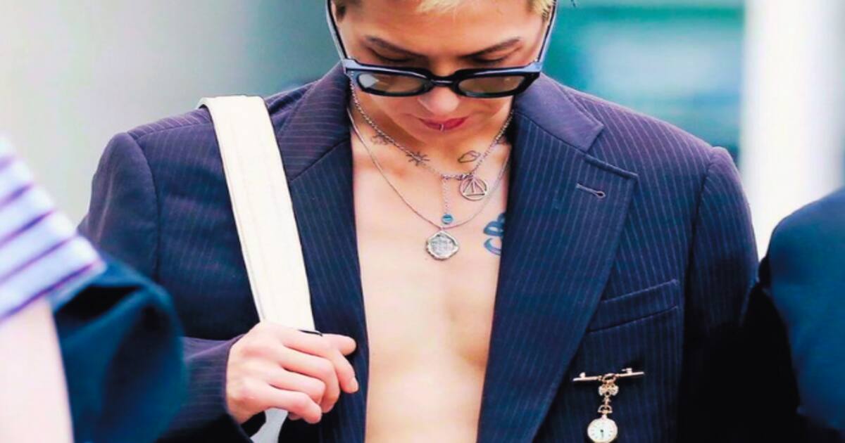Top 10 glamorous K-Pop stars with the best fashion sense in the industry