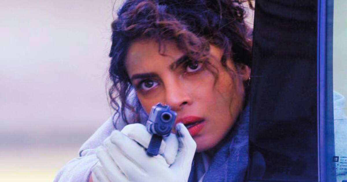 Top 12 daredevil Bollywood actors who performed most dangerous stunts ...