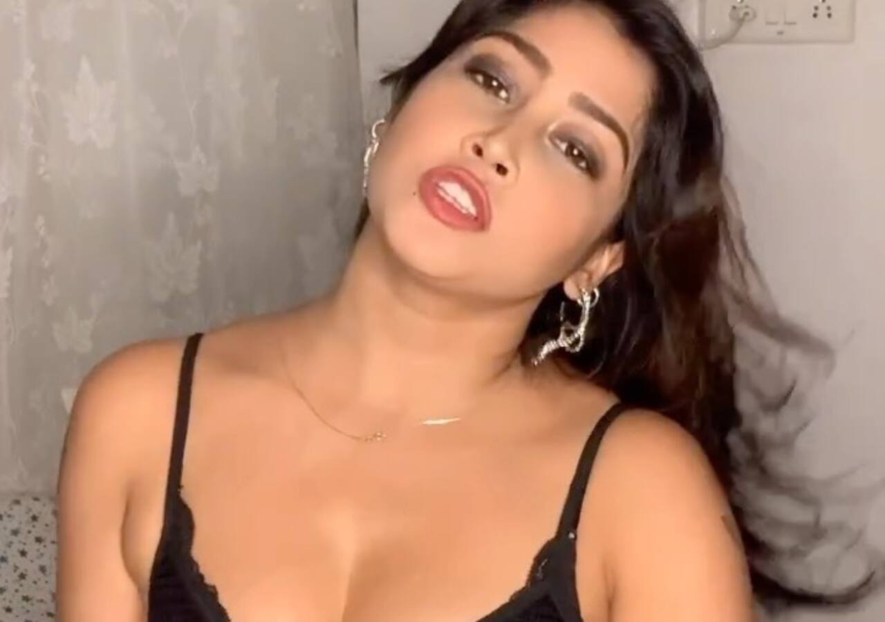 Sofia Ansari is hotter than Sunny leone and Urfi javed view pics: बिकिनी में सोफिया अंसारी से ...