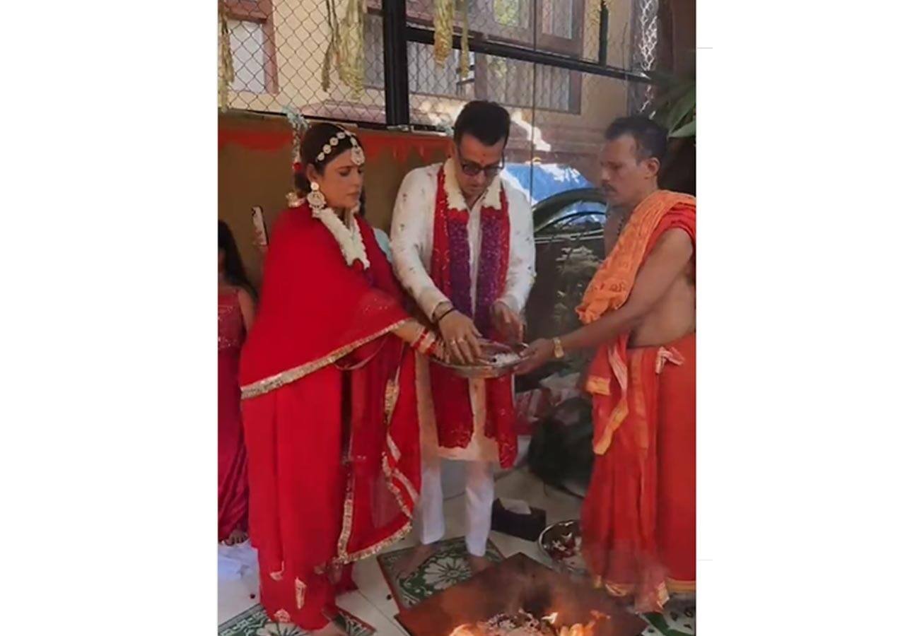 Ronit Roy remarries wife Neelam bose photos - रोनित रॉय ने पत्नी नीलम ...
