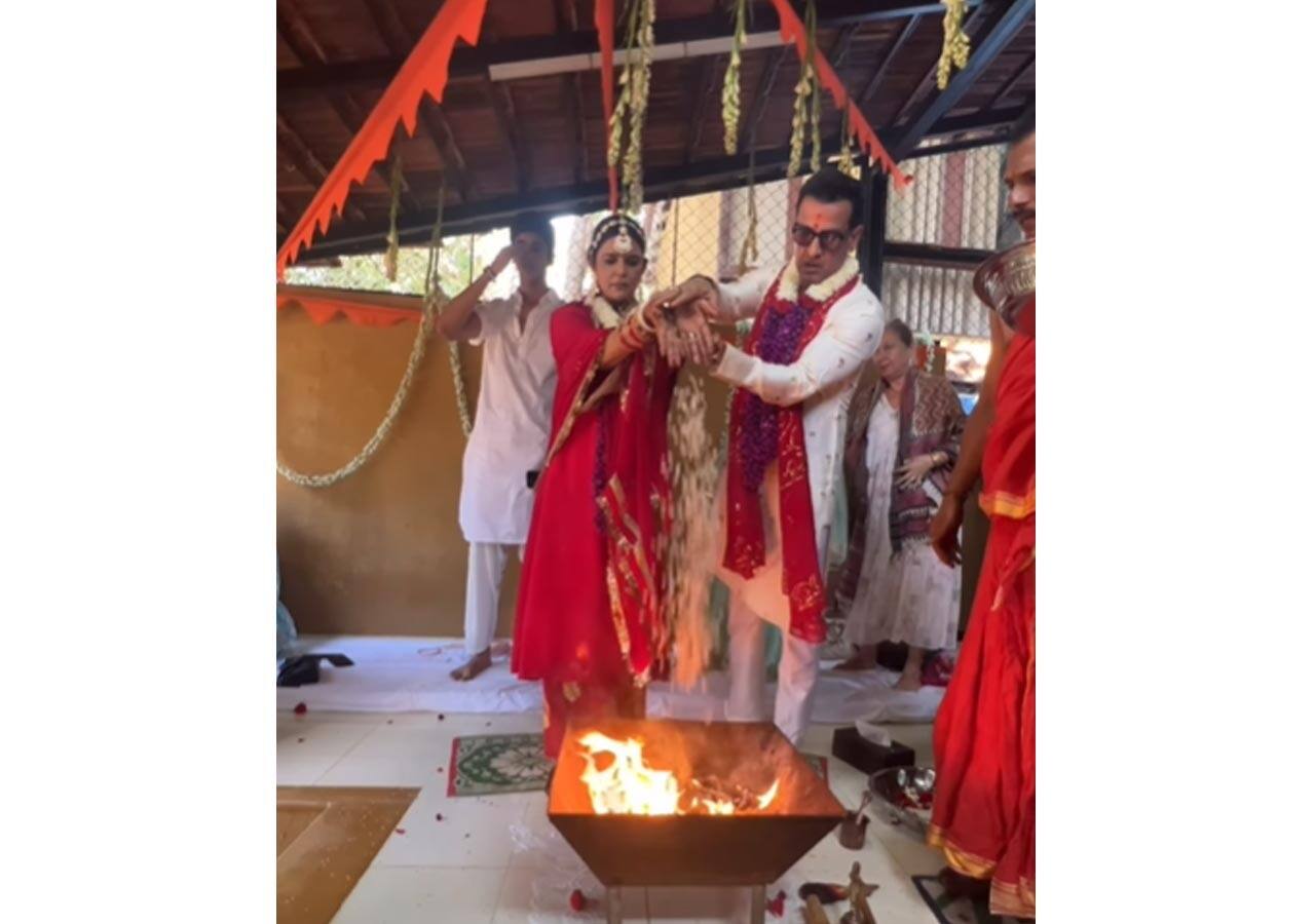 Ronit Roy remarries wife Neelam bose photos - रोनित रॉय ने पत्नी नीलम ...