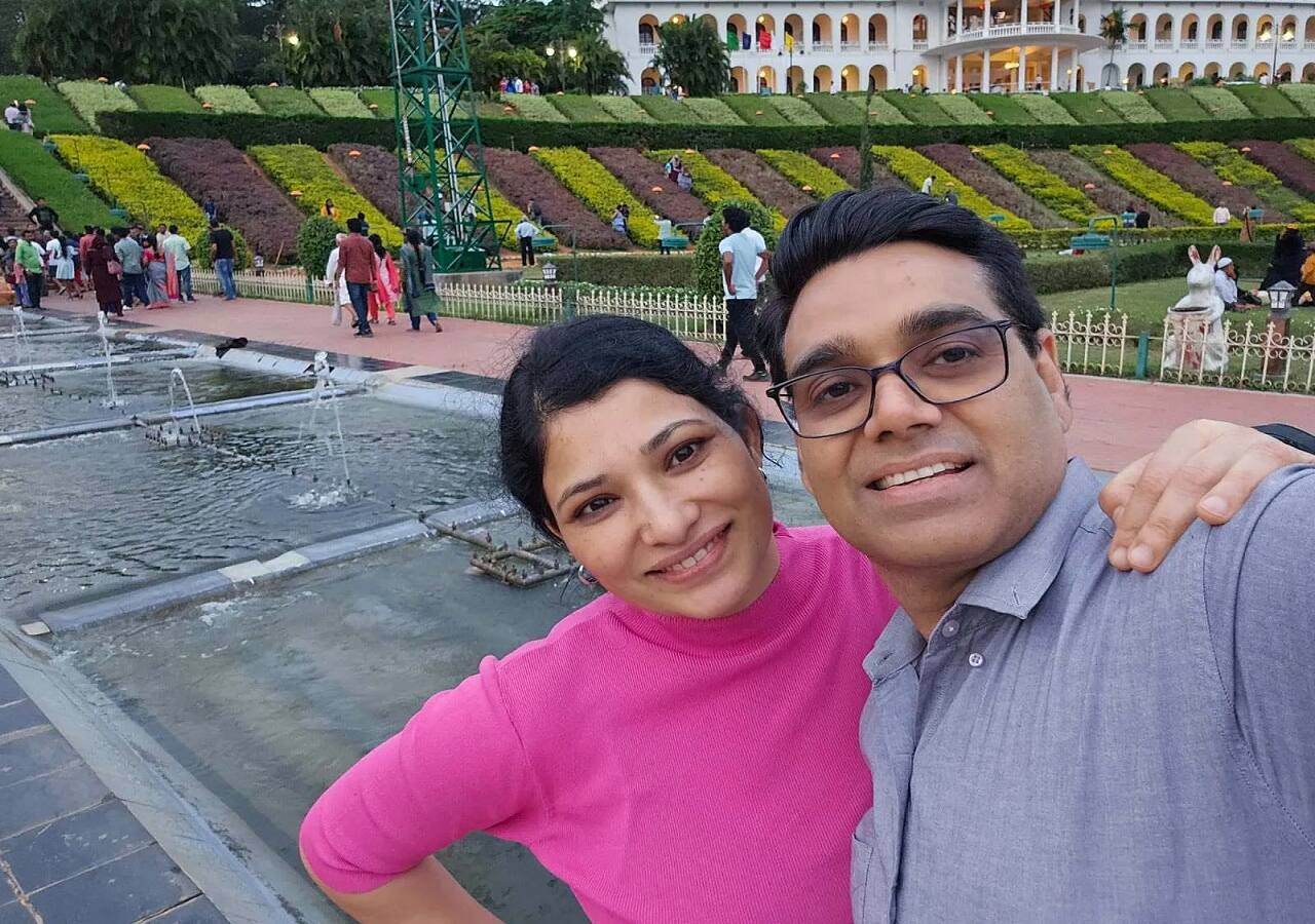 12th Fail fame real life Shraddha made THIS huge sacrifice for her IPS ...