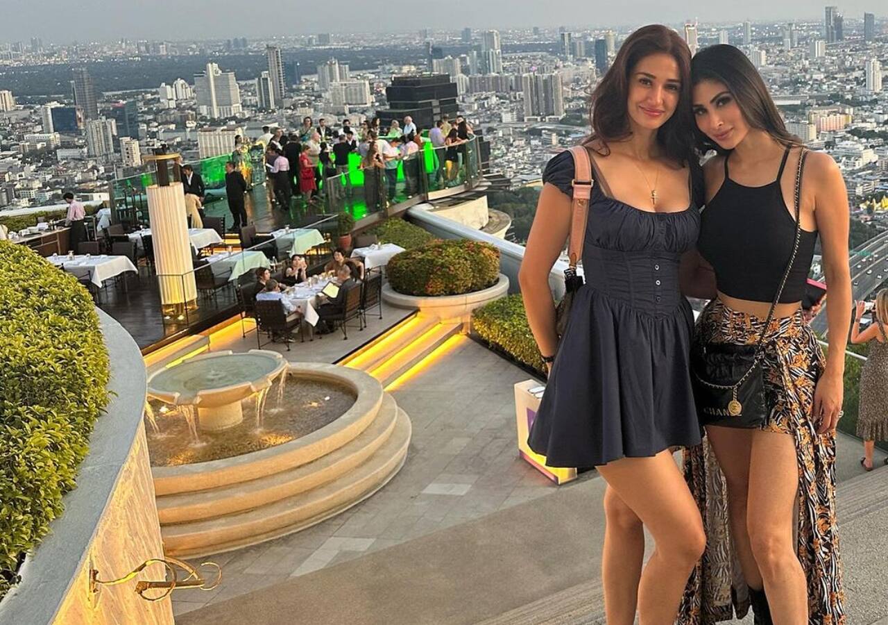 Mouni Roy-Disha Share Bold And Erotic Photos From Bangkok, Views Pics - मौनी रॉय ने दिशा पाटनी ...