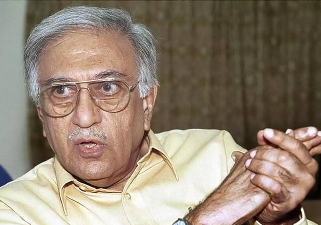 Ameen Sayani Death: Popular Radio Jockey Ameen Sayani passes away at 91 ...