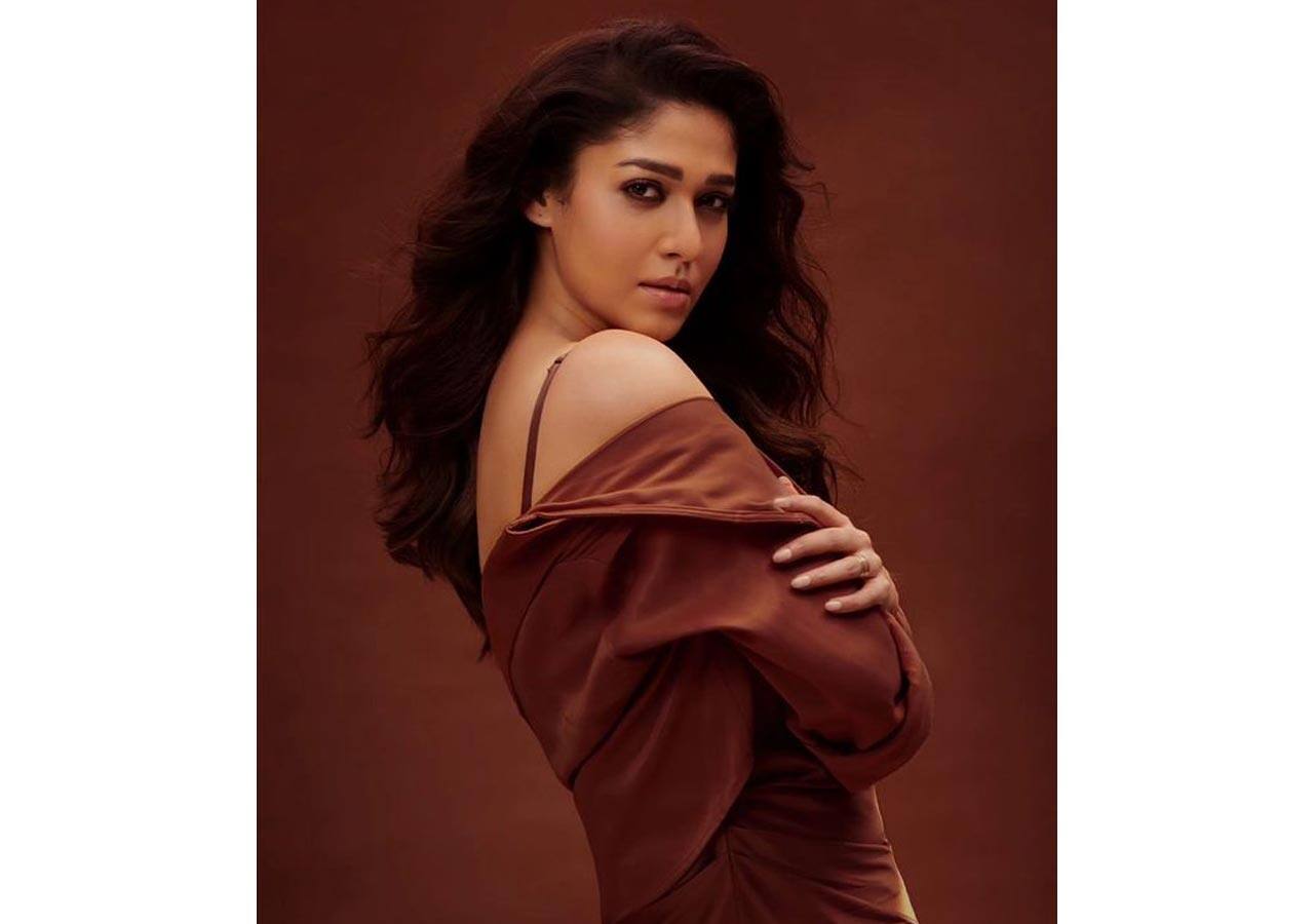 Top 10 most beautiful looks of Lady Superstar Nayanthara to ward off ...