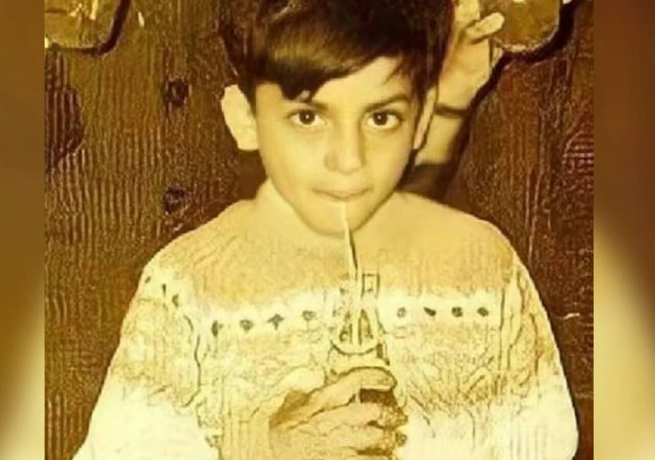 Shah Rukh Khan's Top 10 Childhood photos: शाहरुख खान के बचपन की 10 ...