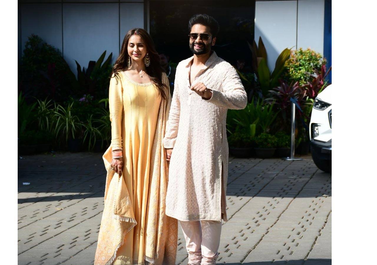 Rakul Preet Singh Flaunts Sindoor And Mangalsutra As She Makes Her