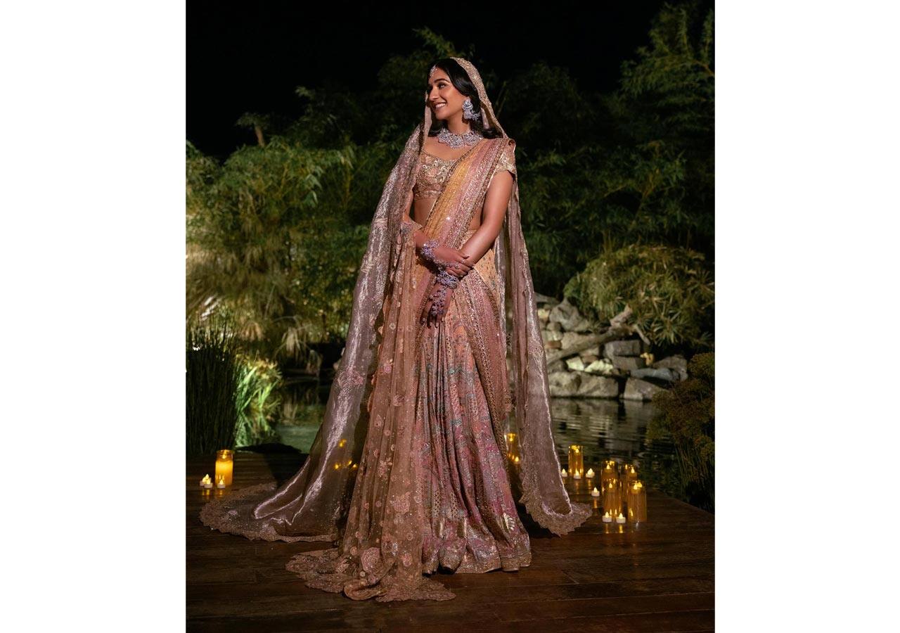 Unseen pictures of Radhika Merchant from the pre-wedding bash prove she ...
