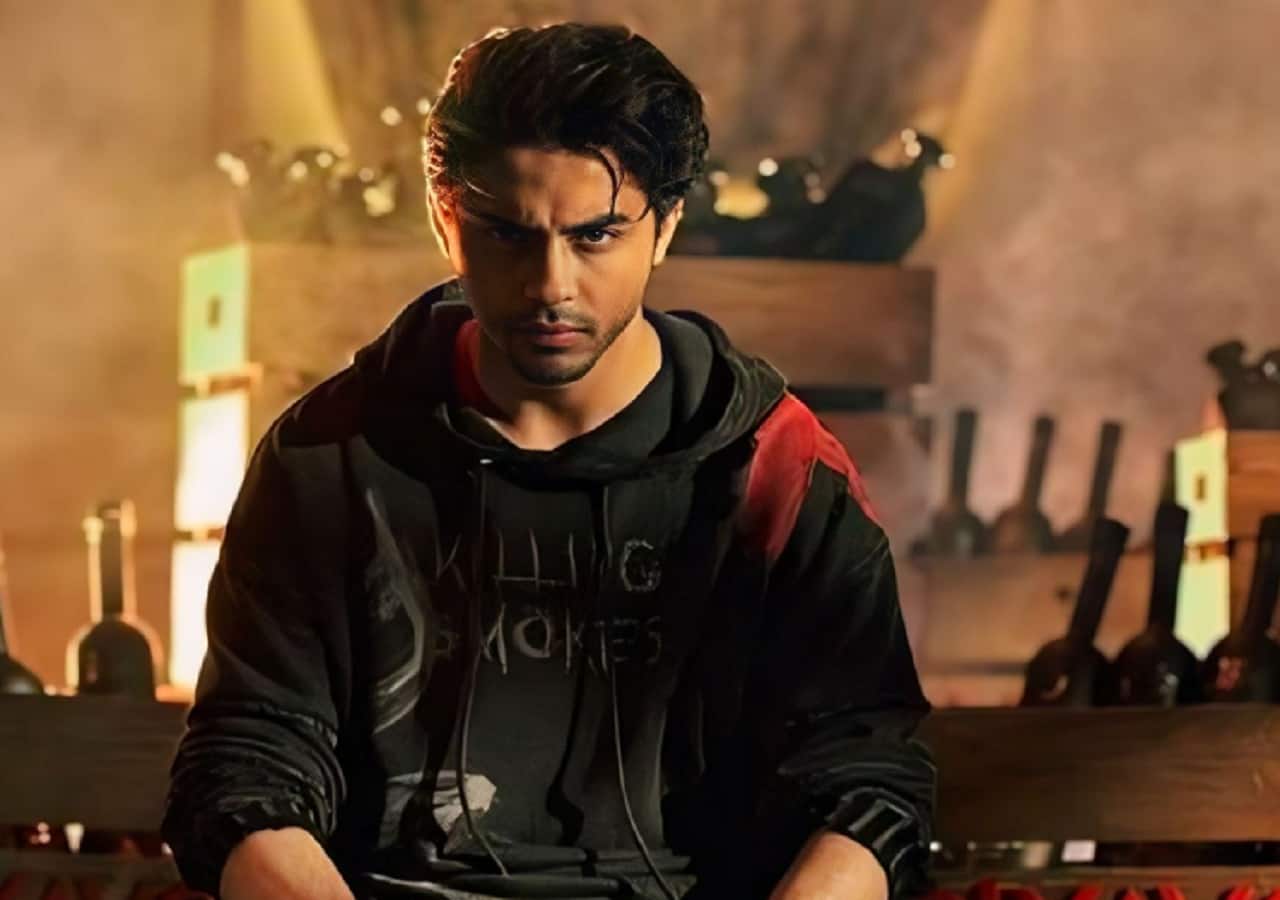 Not Ananya Panday, but this BFF of Suhana Khan brings smile on Aryan ...