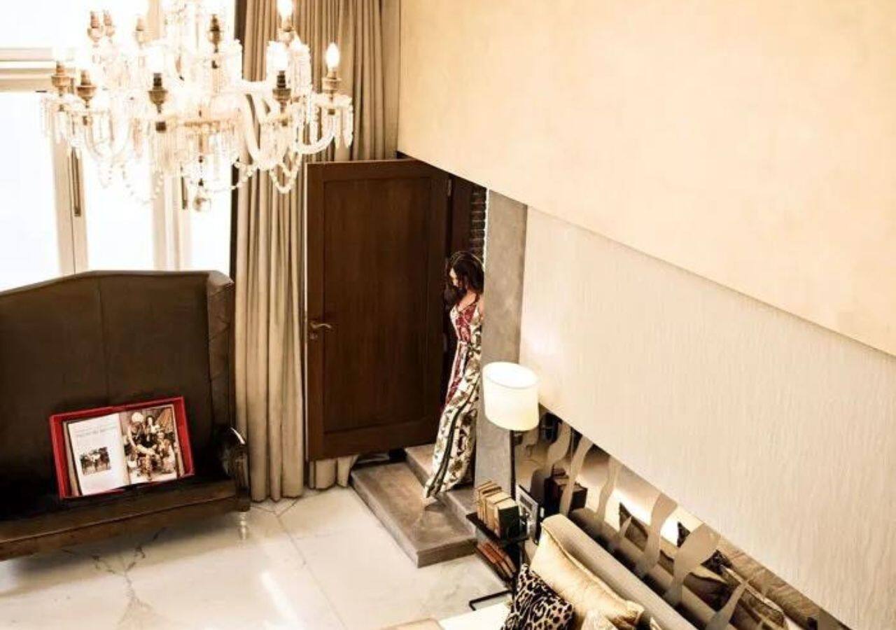 Inside Janhvi Kapoor, Dia Mirza and more Bollywood celebs' bedrooms ...