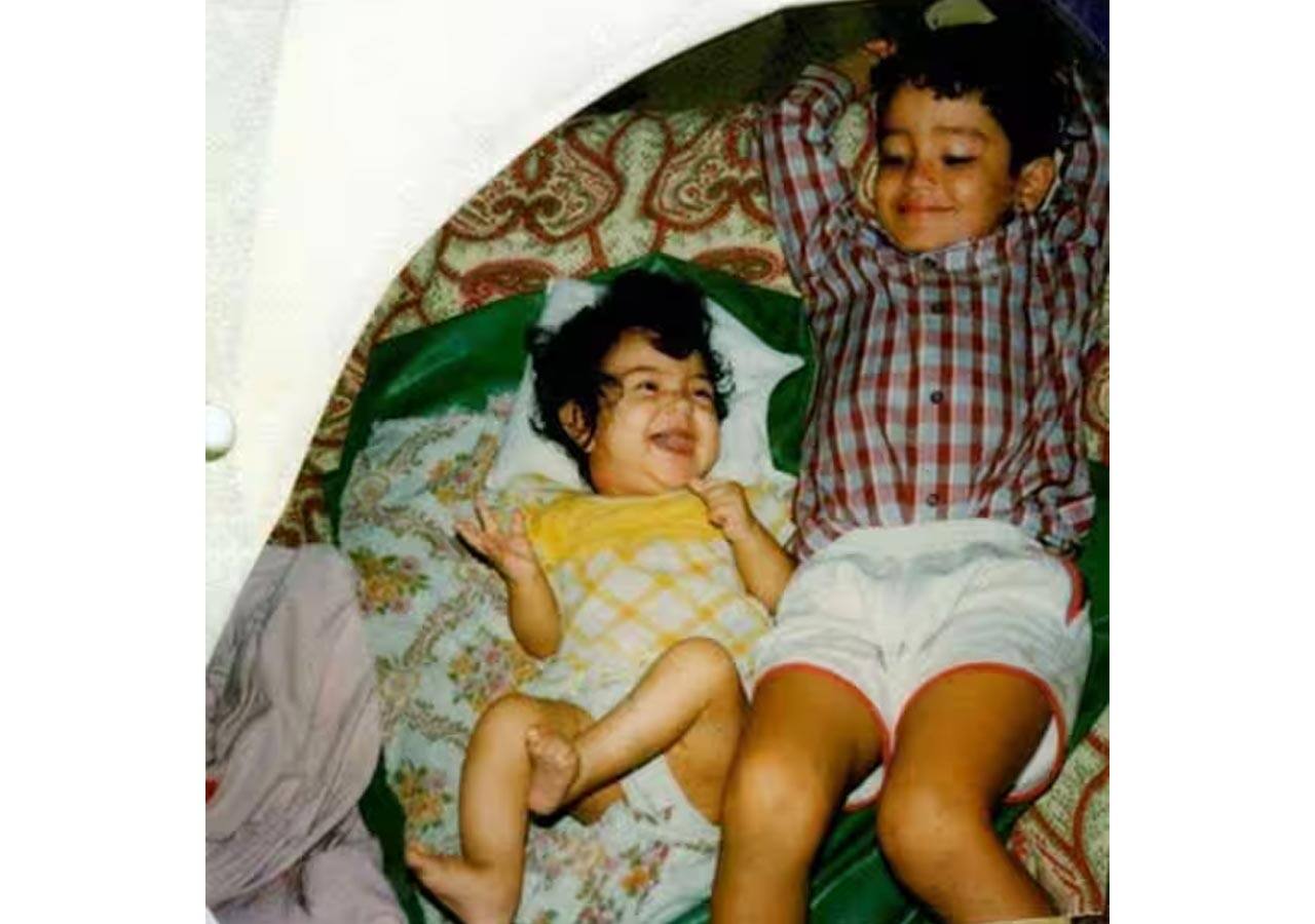 Here's what Anushka Sharma-Virat Kohli's son Akaay looks like [View Pics]