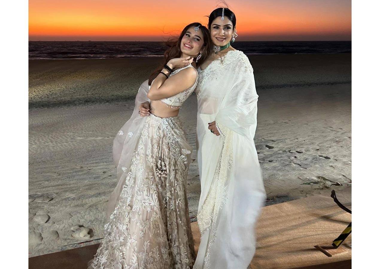 Raveena Tandon’s daughter Rasha Thadani wins heart with her simplicity ...