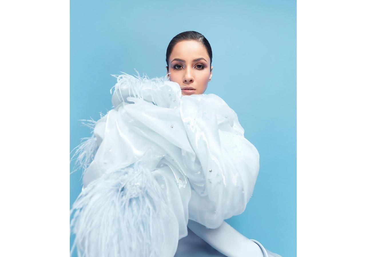 Shehnaaz Gill flaunts her super toned legs as she goes bold in her ...