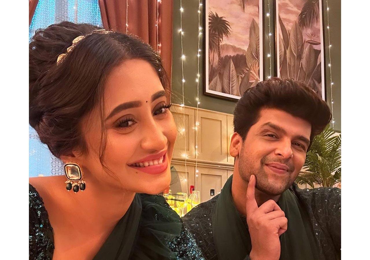 Amid engagement rumours with Kushal Tandon, Shivangi Joshi flaunts her toned mid-riff in ...