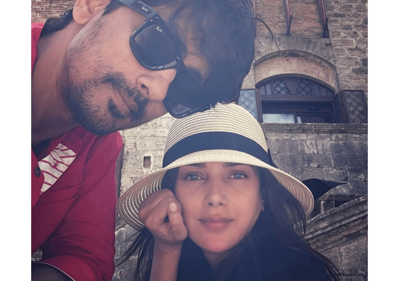 Aditi Rao Hydari and fiance Siddharth's candid pictures from 'Under the ...