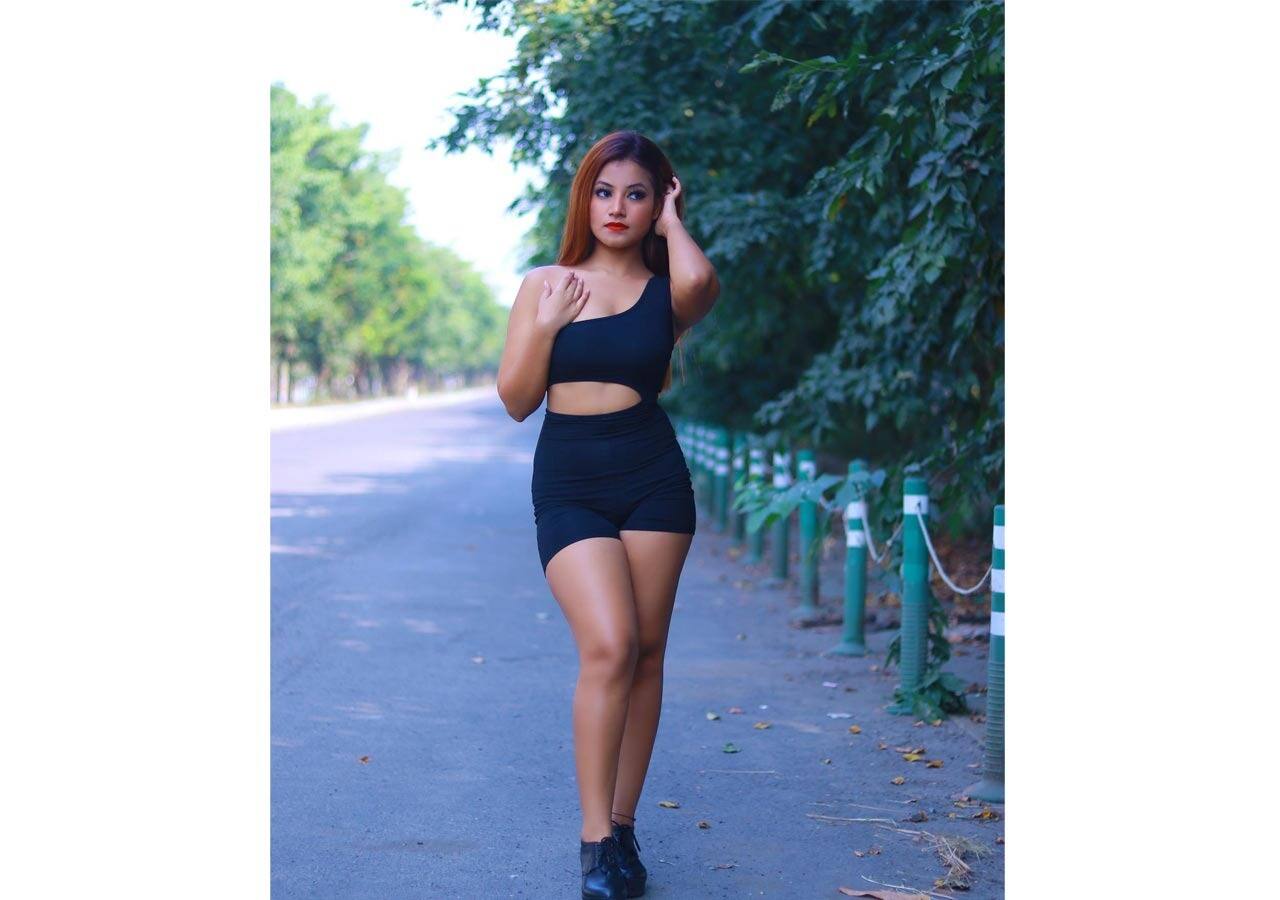 Bigg Boss OTT 3 Wild Card Contestant Bristi Samaddar beat sunny leone ...