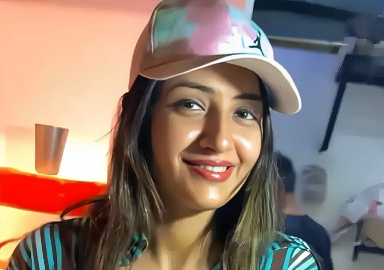 Bigg Boss OTT 3: Is Vada Pav Girl aka Chandrika Dixit eliminated from ... Bigg Boss OTT 3: Is Vada Pav Girl aka Chandrika Dixit eliminated from ...