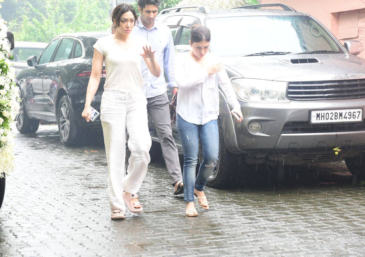 bollywood celebrities pay tribute to krishan kumar daughter last rites ...