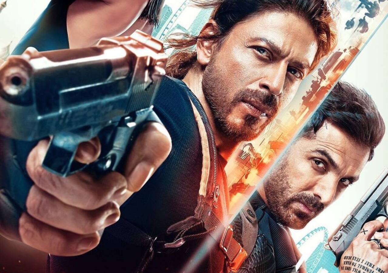 Aapka Apna Zakir: Shah Rukh Khan gave John Abraham This grand gift after Pathaan's success