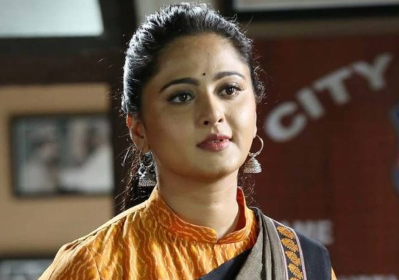 Anushka Shetty still unmarried after linked up with 7 people : 7 लोगों संग अफेयर के बाद भी 43 ...