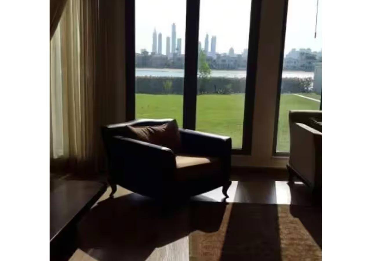 Inside photos of Shah Rukh Khan's royal Dubai home 'Jannat'