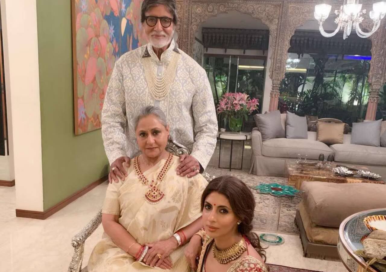Step inside Amitabh Bachchan's stunning living room of Jalsa worth Rs 100 crore