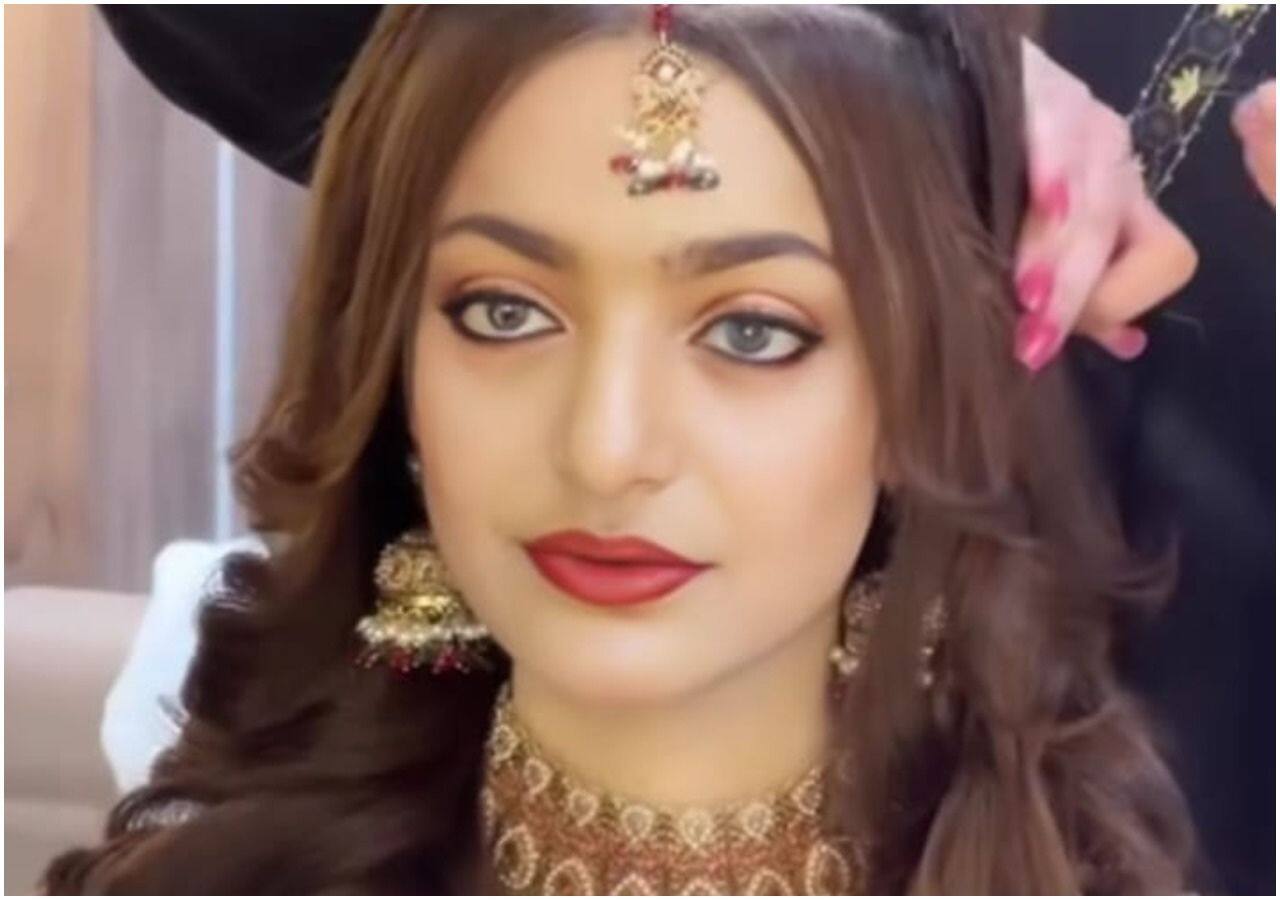 Maha Kumbh viral sensation Monalisa's journey from being a devotee to ...