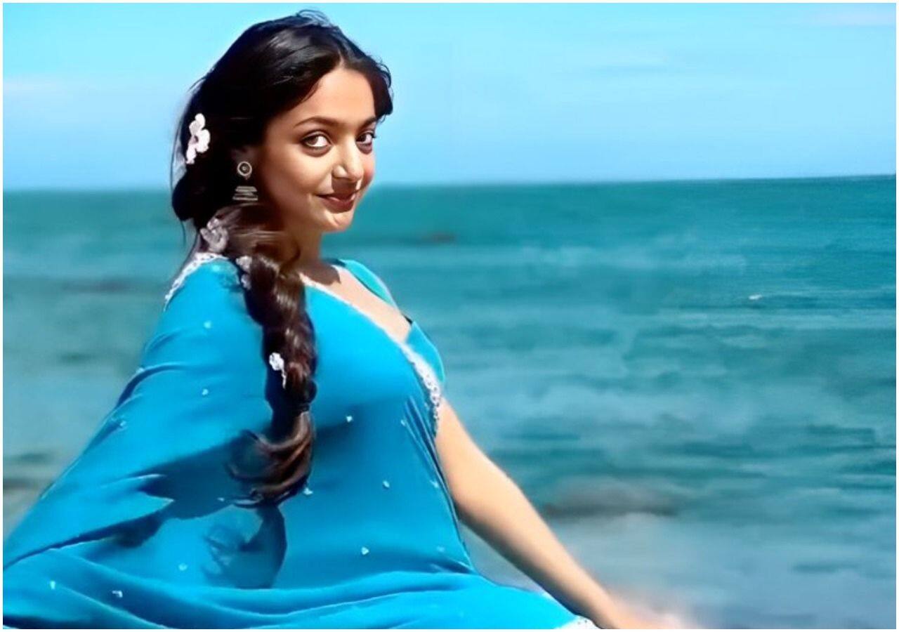 Monalisa Maha New Pic: Kumbh viral sensation Monalisa’s jaw-dropping ...